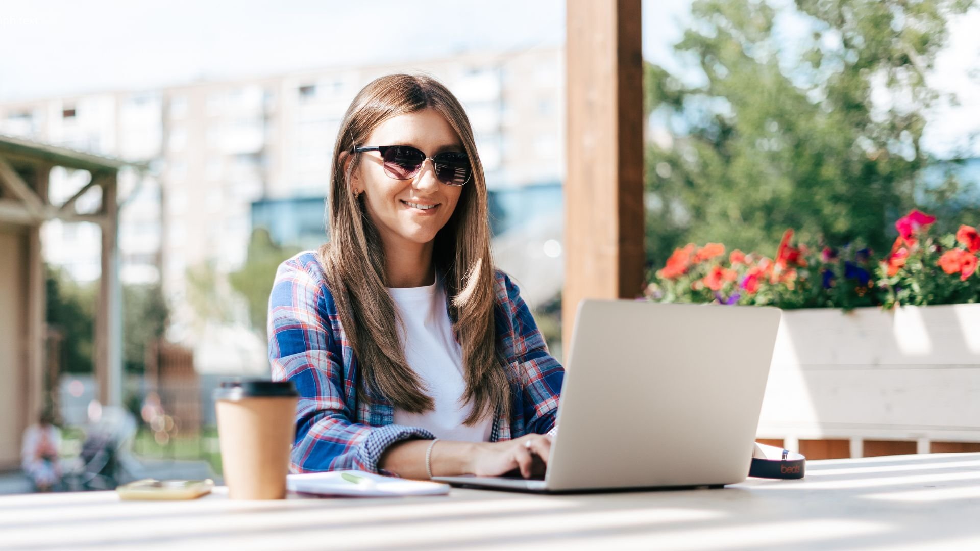 5 Ways to Maximize Remote Productivity This Summer